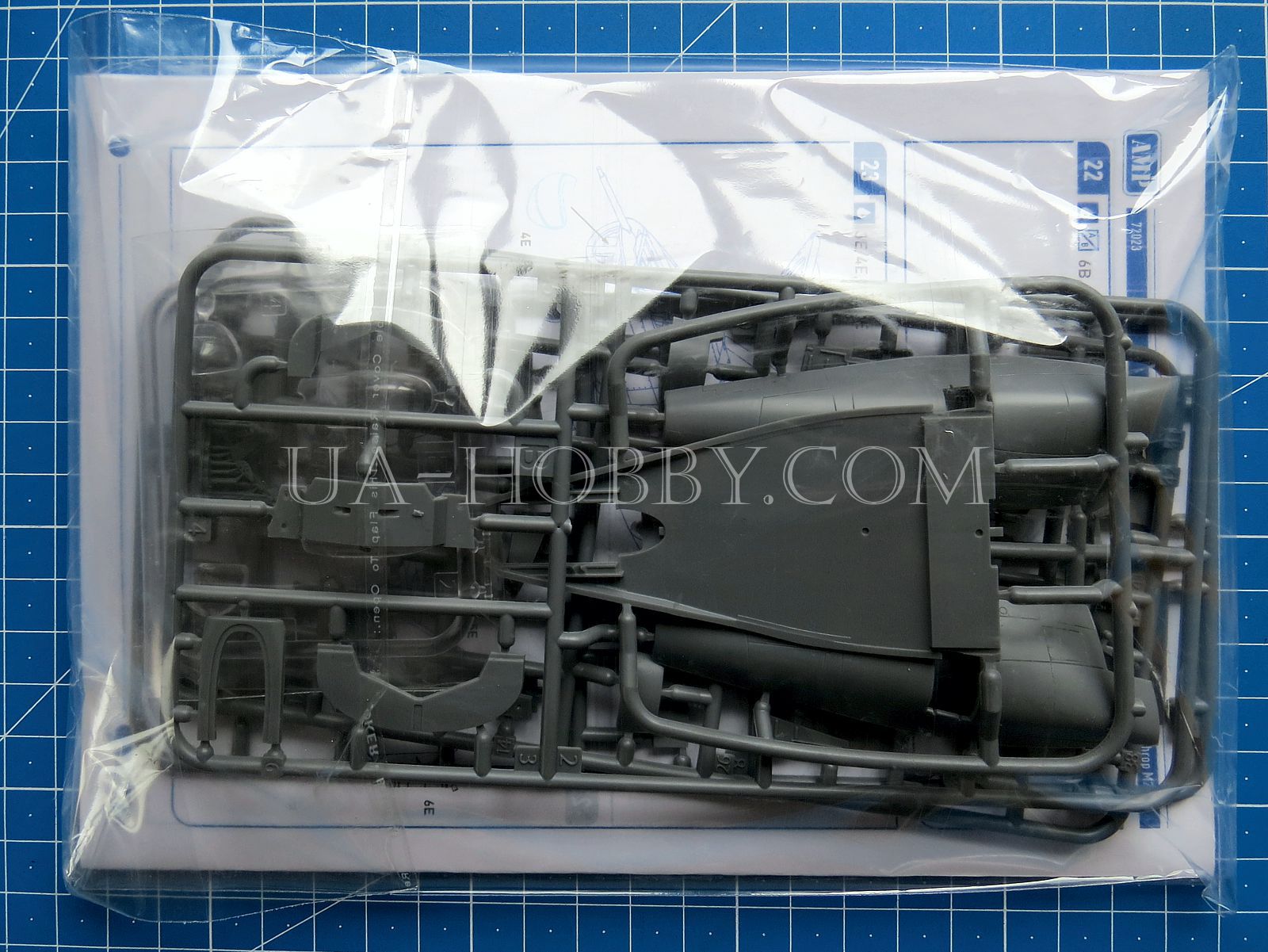 Авіація: 1:72 Northrop M2-F3. AMP 72023